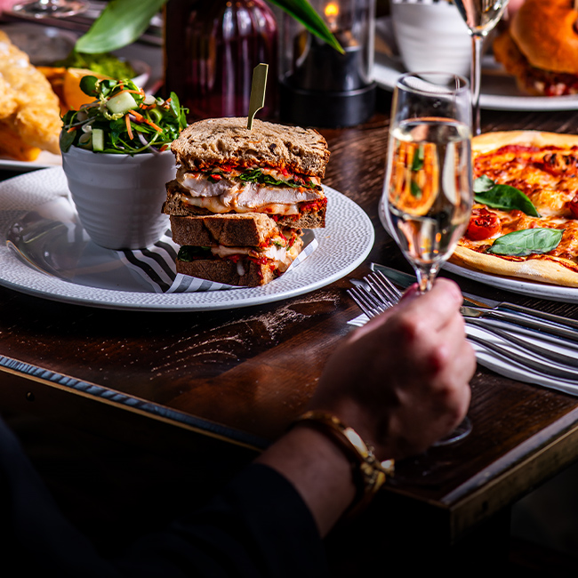 The Old Cottage Country Pub & Restaurant in Cardiff