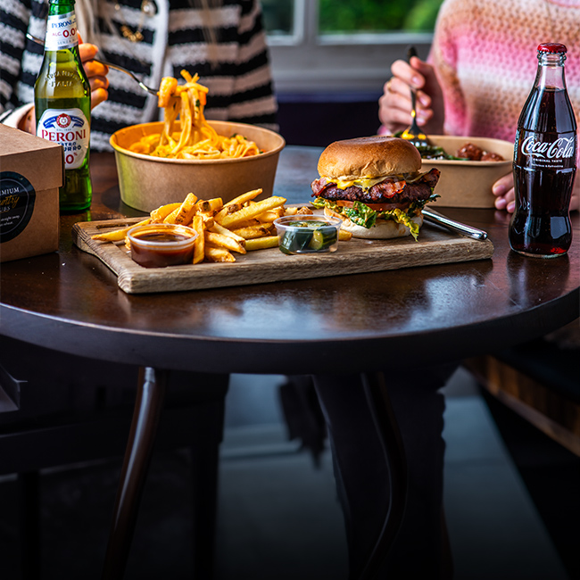 The Old Cottage Country Pub & Restaurant in Cardiff South Glamorgan